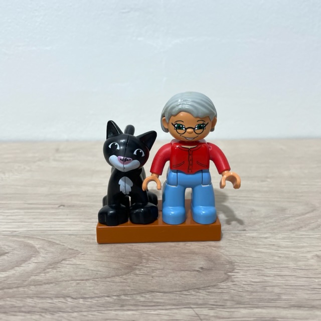 Lego DUPLO kassi ja vanaema komplekt - Aarete Laegas e-pood